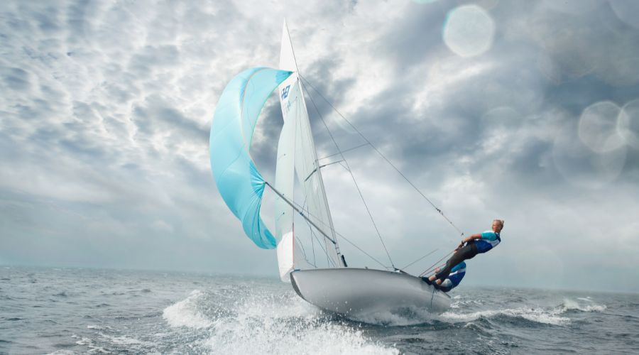 5 benefits of learning to sail: adventure, relaxation & more - Asta ...